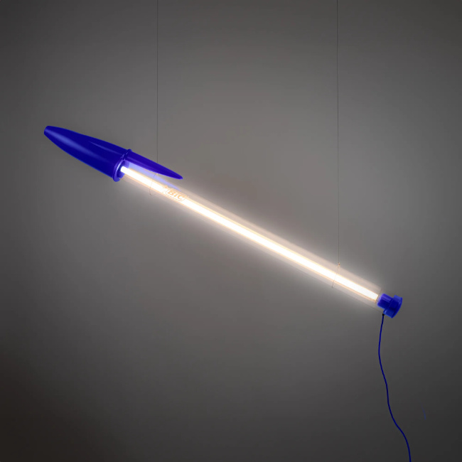 Seletti x Bic oversized pen lamp by Mario Paroli - Retro to Go
