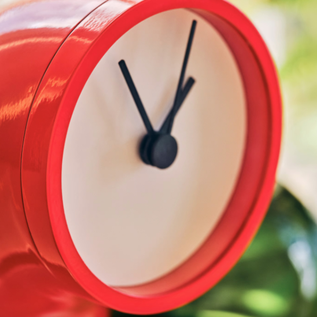 Affordable 1960s-style Ikea PS table clock - Retro to Go